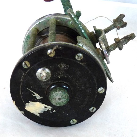 Penn | Other | Vintage Penn Surfmaster Fishing Reel Salt Water Bakelite ...